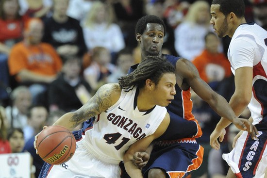 Gray struggles as Zags lose to Fighting Illini | Bainbridge Island Review