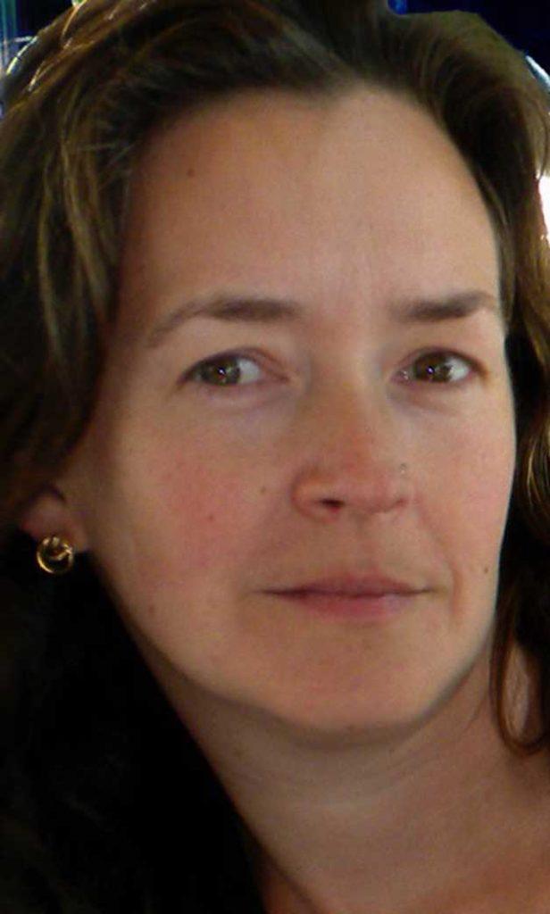 Money coach helps couples start off on the right foot financially ...