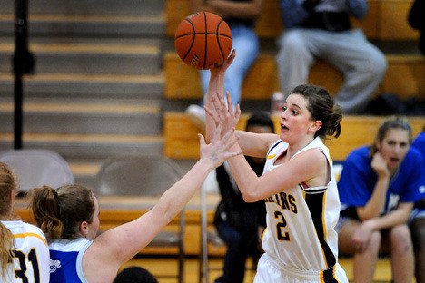 Basketball: Spartans gear up for home stretch | Bainbridge Island Review