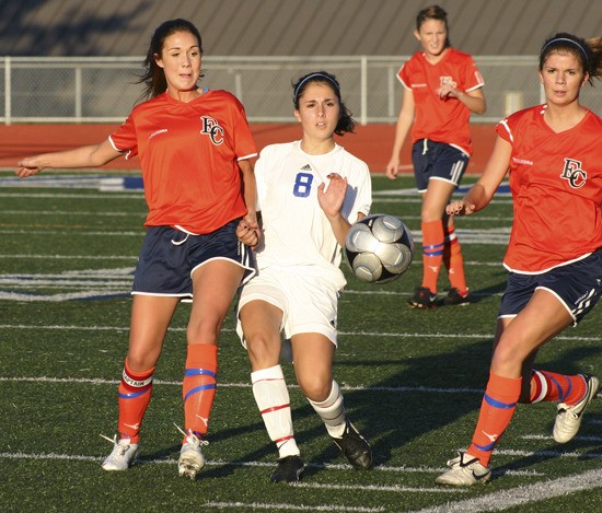 Kickers earn spots on All-Metro, All-KNG team | Bainbridge Island Review