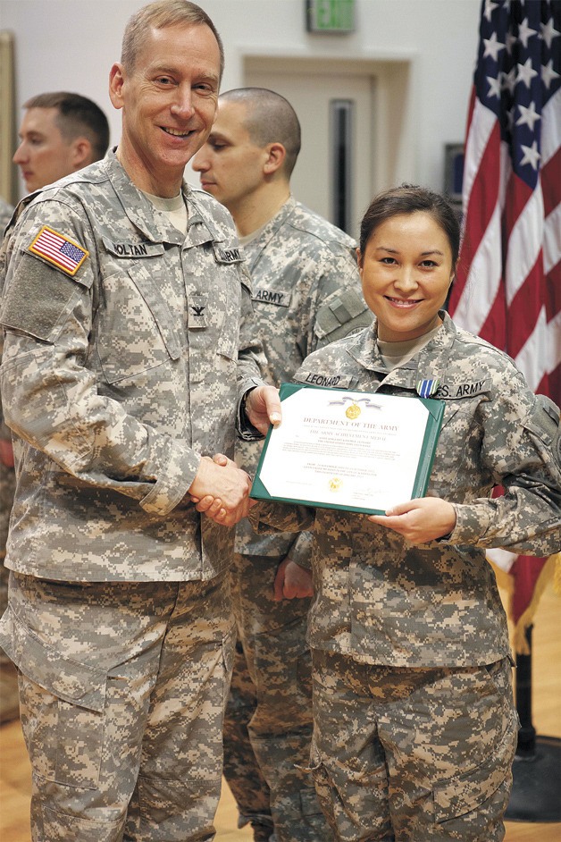 Soldier with Bainbridge ties earns medal | Bainbridge Island Review