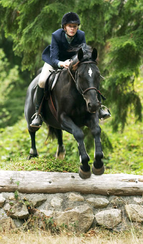 Yay, neigh! Pony Club turns 40 | Bainbridge Island Review