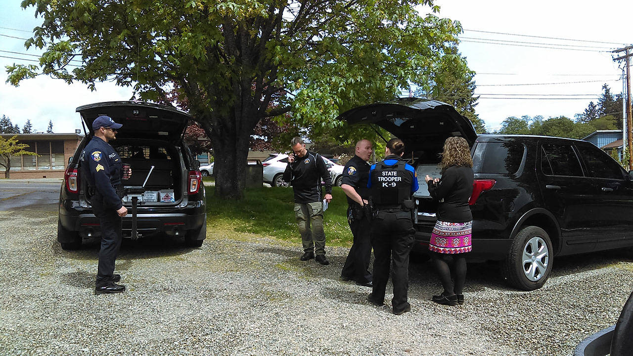 Bainbridge High evacuated after bomb scare | Bainbridge Island Review