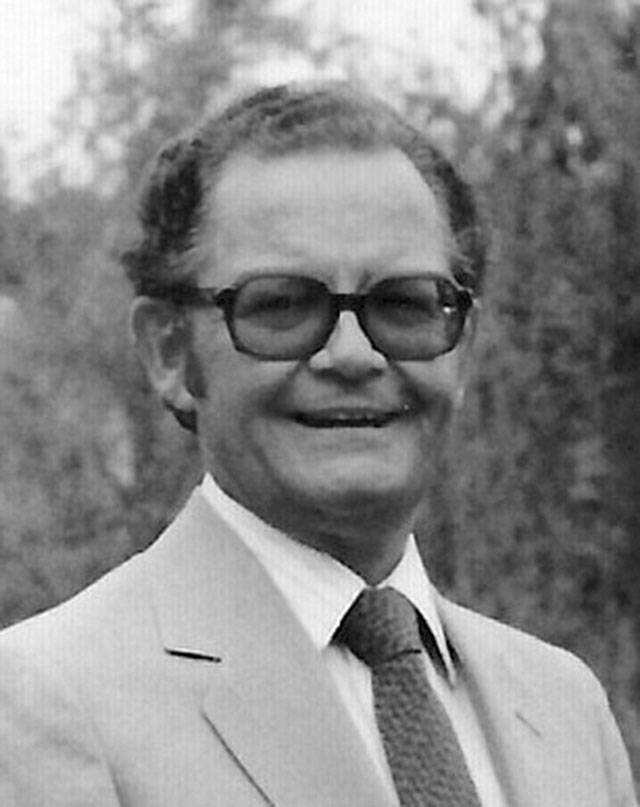 Lee Edward Fickle | Bainbridge Island Review