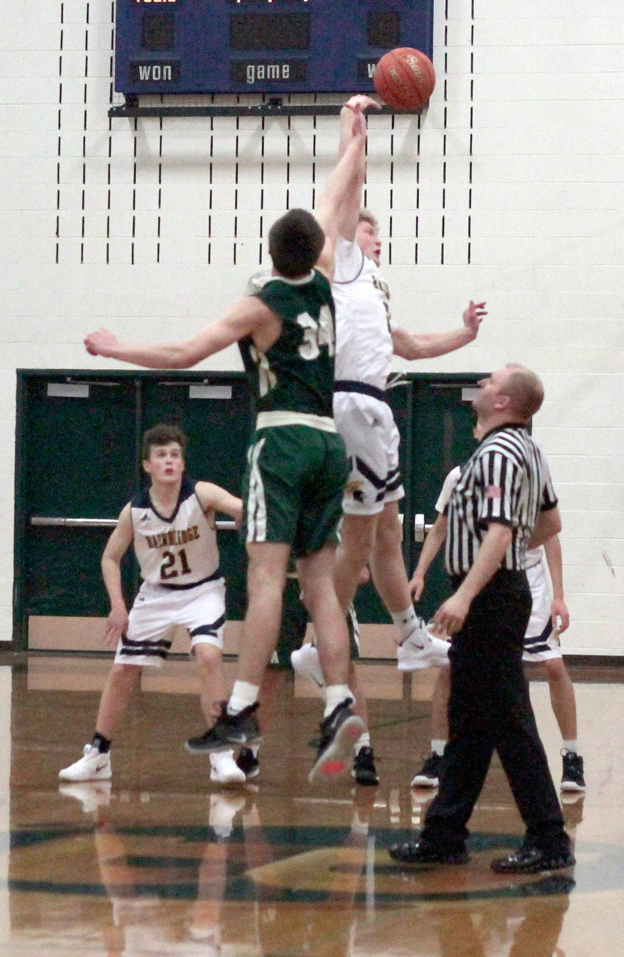 Rough start begins basketball season for BHS boys | Photo gallery ...