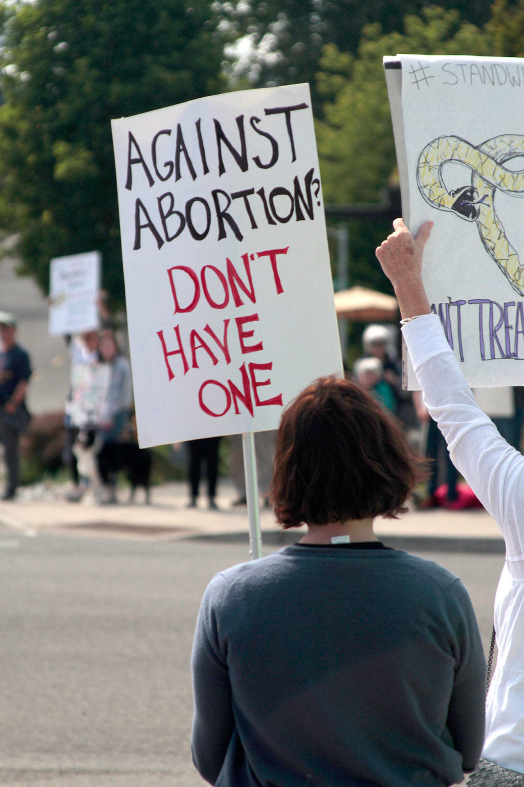 Pro-choice rally takes to Winslow waypoint protesting radical abortion ...