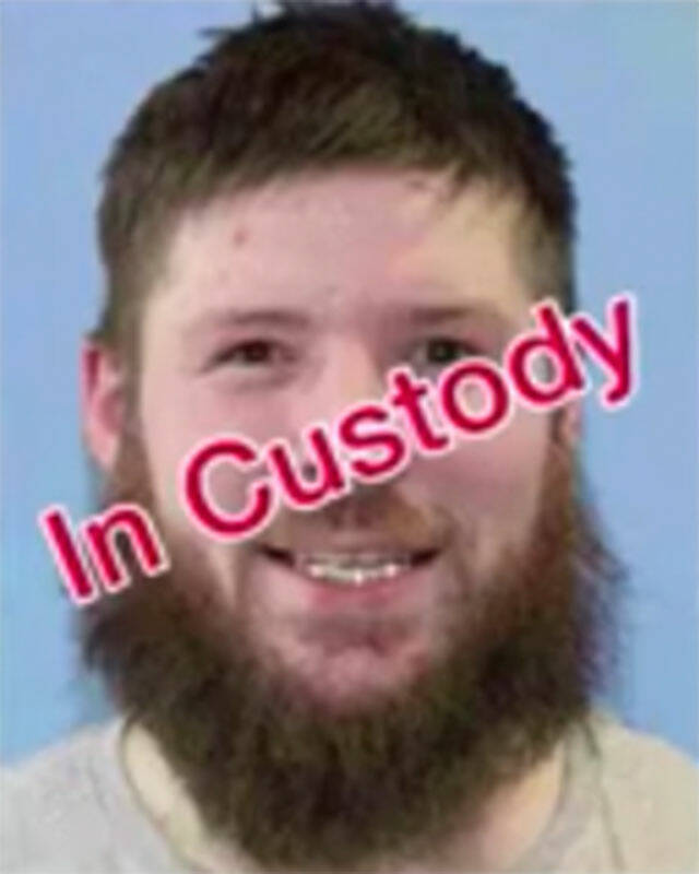 Wanted man arrested after struggle with officers | Bainbridge Island Review
