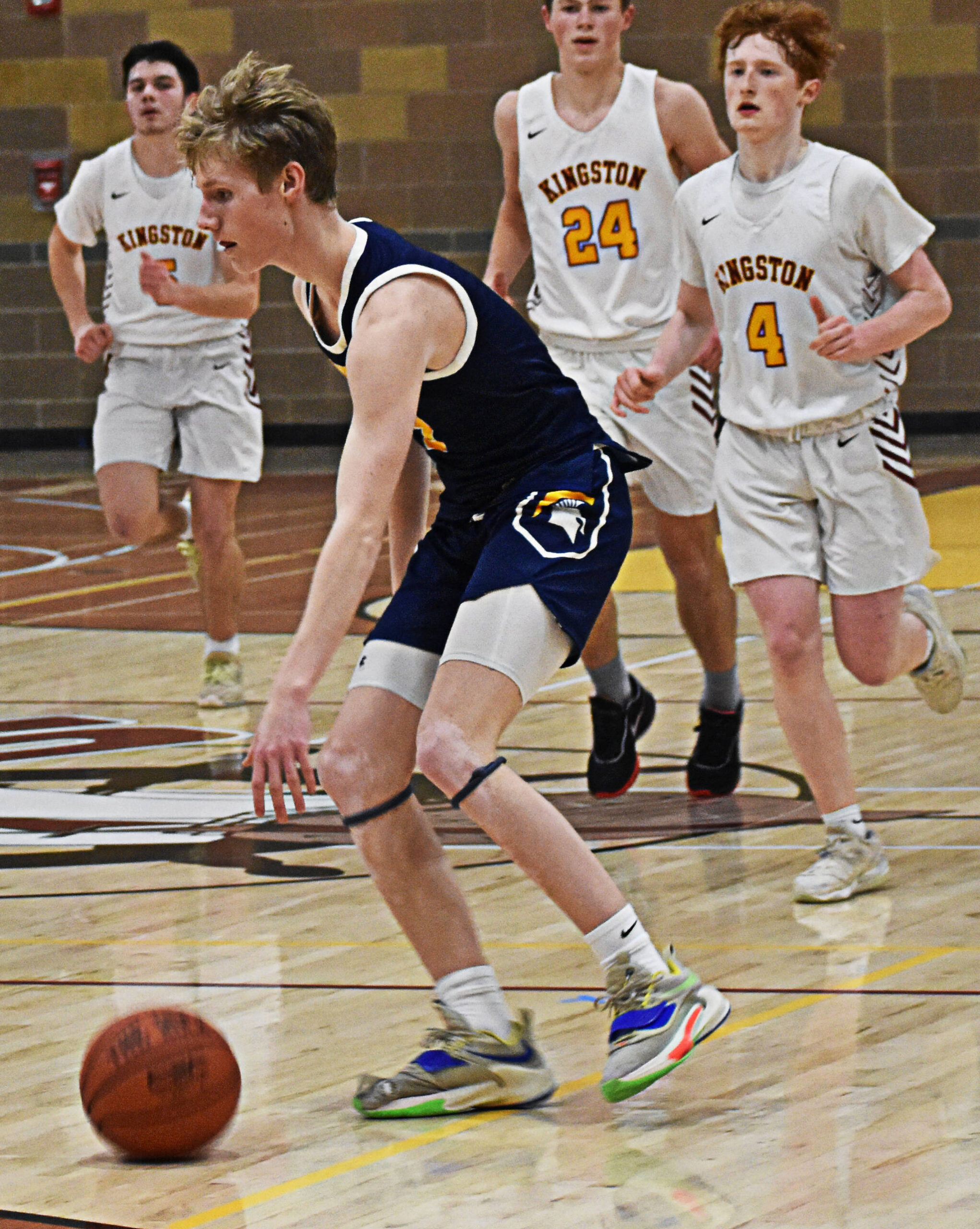 Boys basketball teams are ready to slam the competition | Bainbridge ...