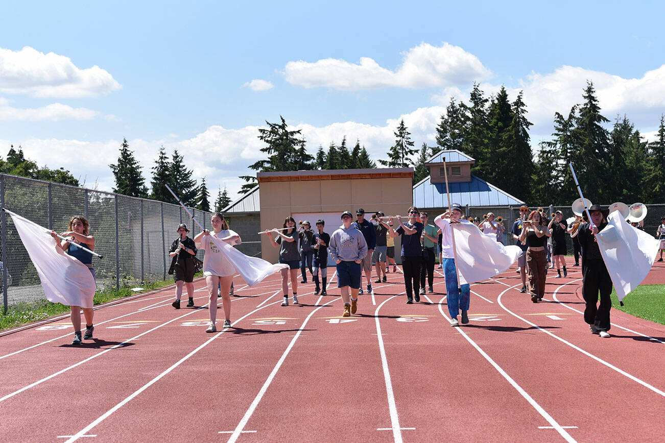 Summer camp prepares middle school musicians for 4th of July parade ...