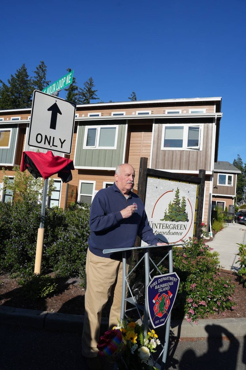 Street dedication ceremony honors longtime volunteer firefighter ...
